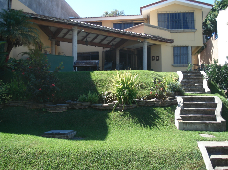 RE/MAX CAPITAL | El Salvador | Central America and Caribbean Real Estate